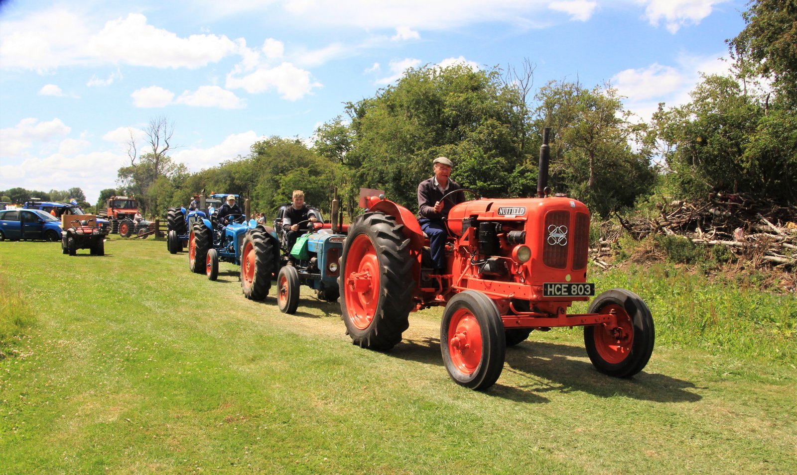 Cambs Vintage Tractor Club A wide assortmant of varying types. – The ...